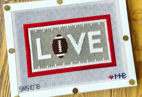 SNS107B LOVE Football (gray)